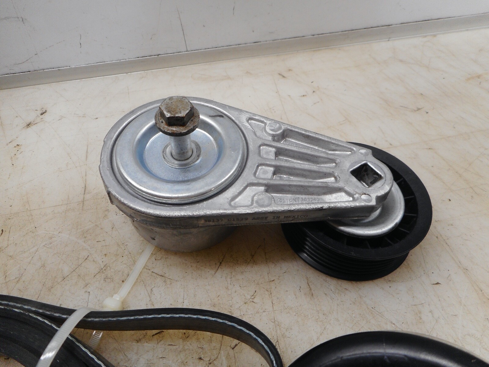 2006 LAND ROVER LR3 SERPENTINE BELT, TENSIONER & IDLER JY1-8 3L2E-6C348 ...