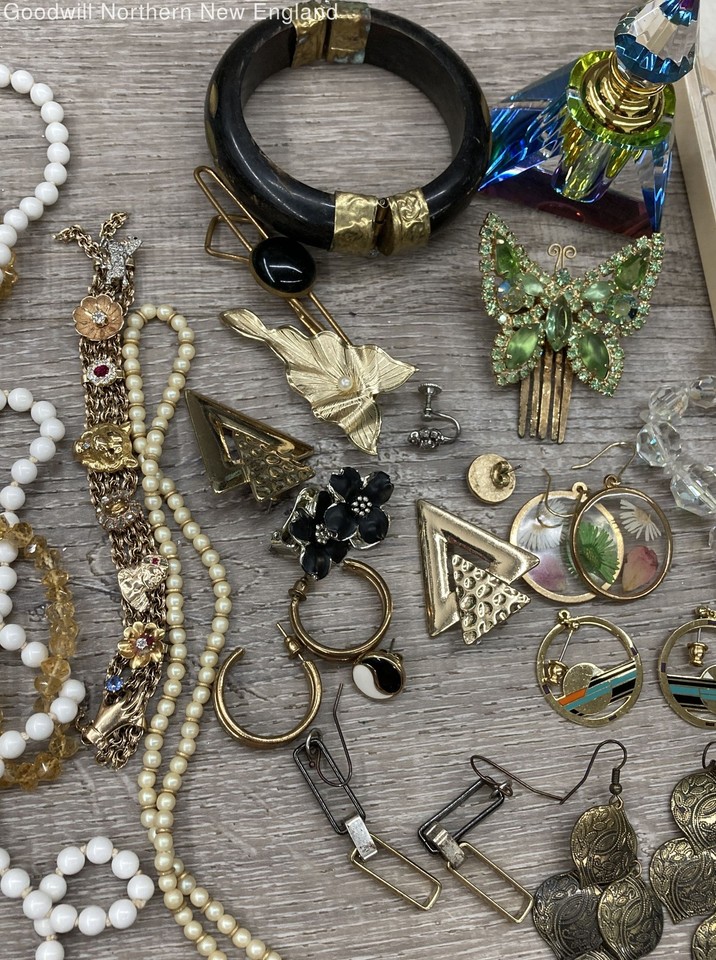Vintage Costume Jewelry Lot w. Sparkle Crystal Perfume Bottle Necklaces ...