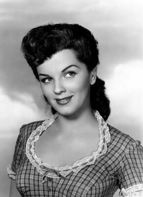 Lisa Gaye - Star Portrait Magnet | eBay