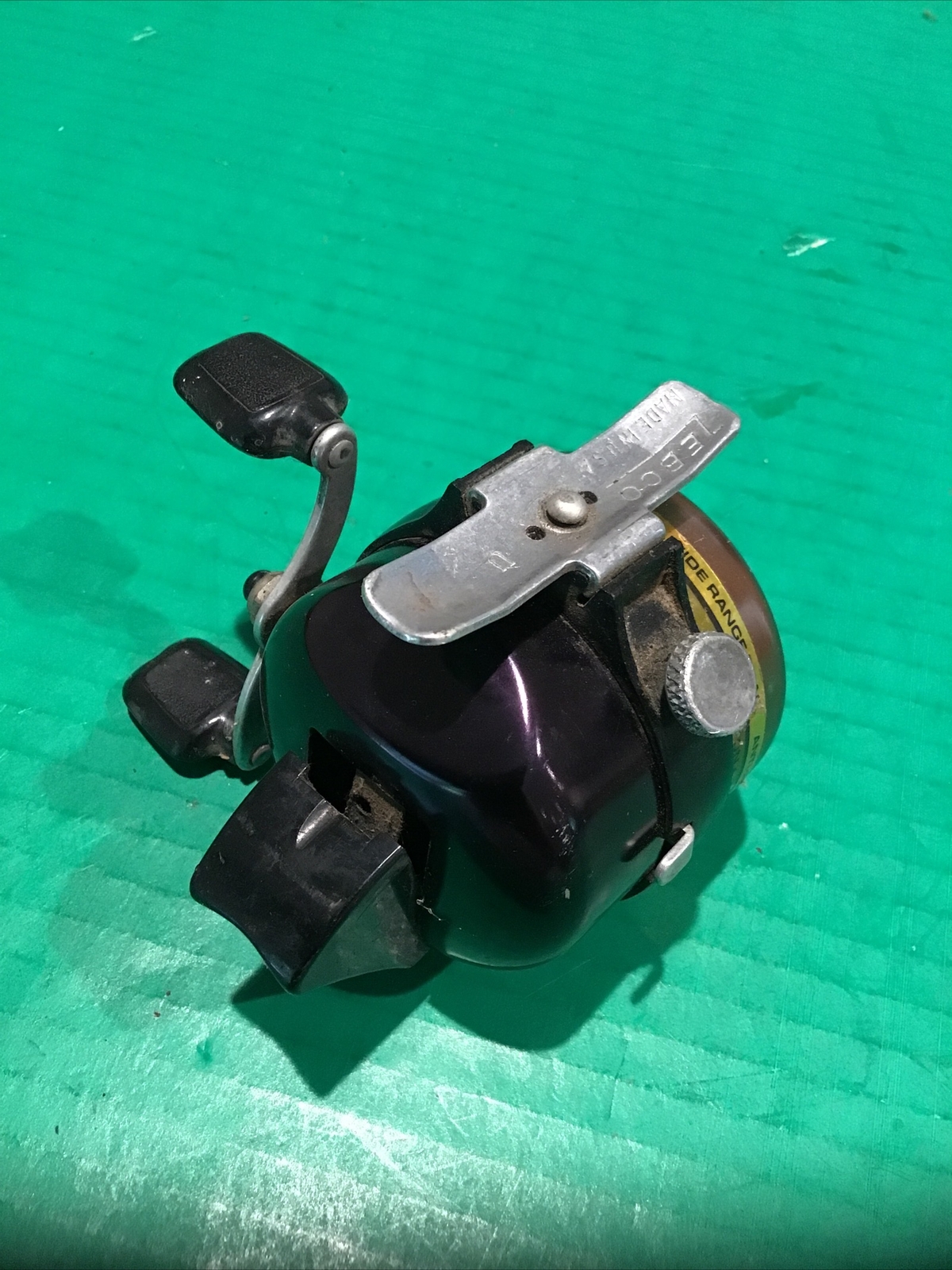 VINTAGE ZEBCO 600 REEL Working Condition Spincast RH Retrieve Made USA ...