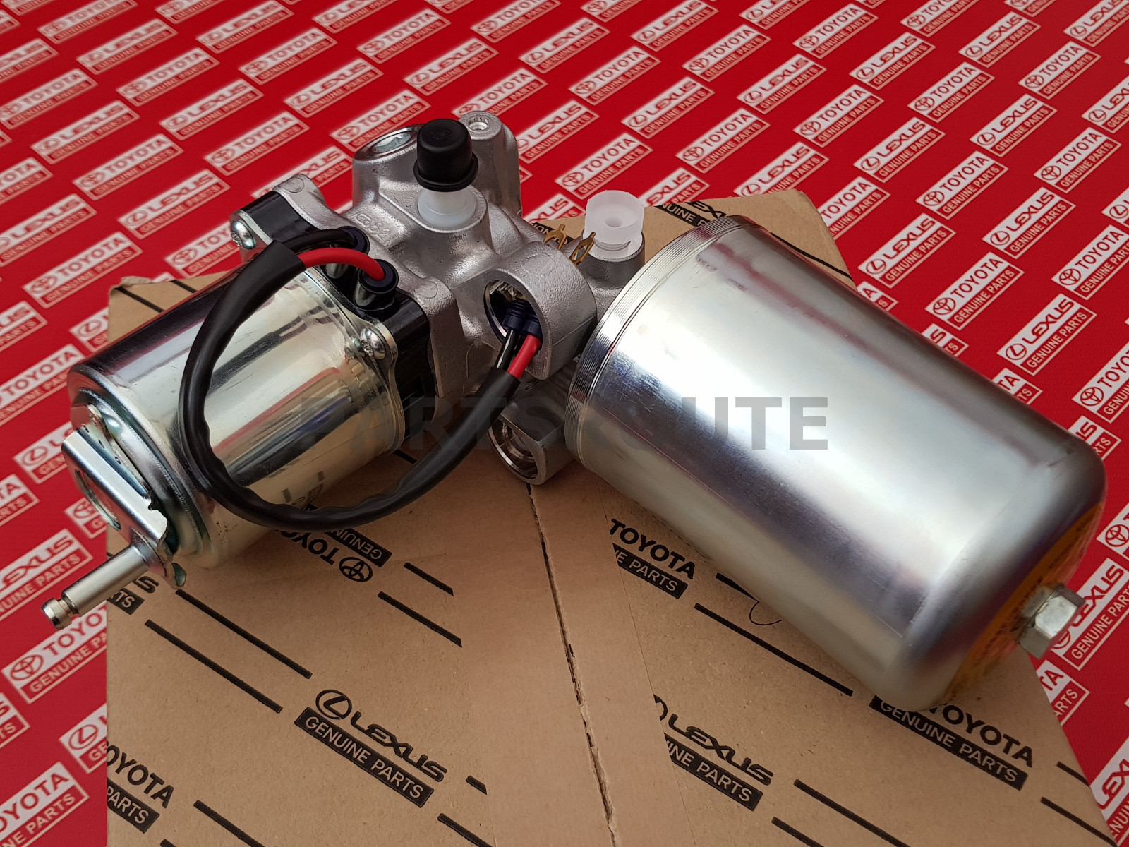 Toyota Land Cruiser Lexus LX570 OEM Brake Booster Pump & Accumulator ...