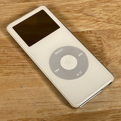 Apple iPod Nano 1st Generation A1137 White 1GB MP3 Media Player - For ...