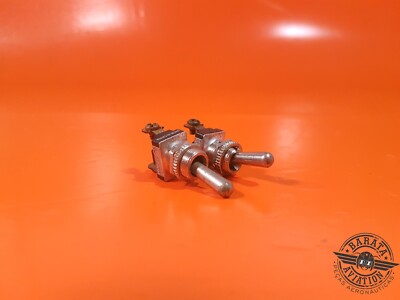 LR39145 KIT W/ 2 MINIATURE TOUGLE SWITCH | eBay