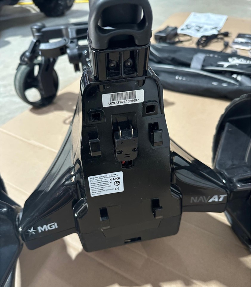 MGI Zip Navigator AT Remote Golf Trolley w/ 36 Hole Battery 24V 299Wh ...