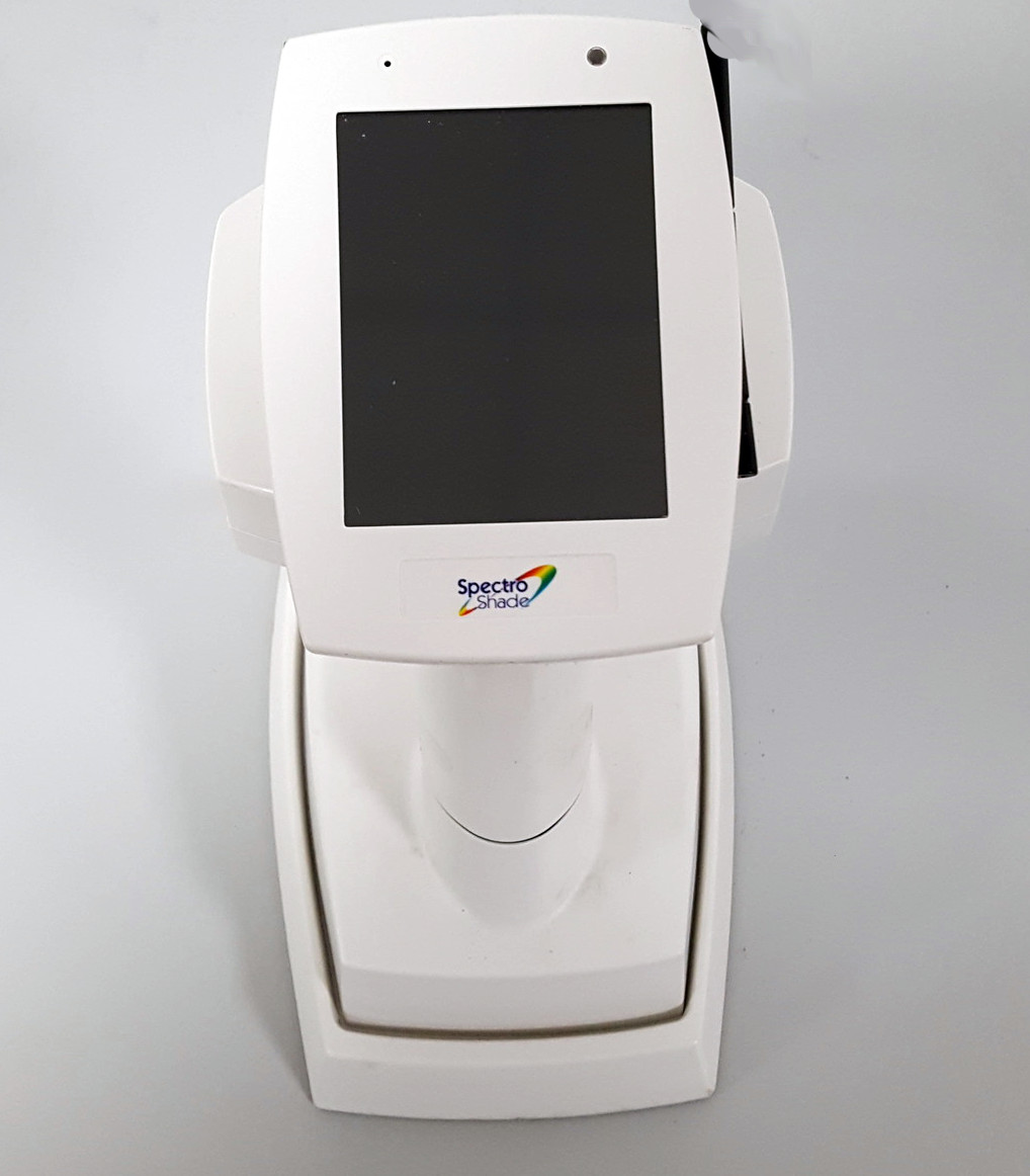 SpectroShade Micro - spectrophotometer for shade matching teeth (pre-owned)