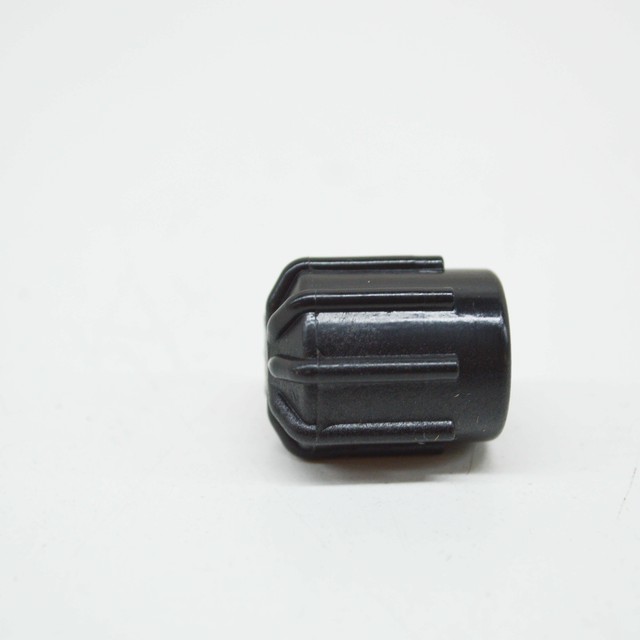 OEM Mercedes-Benz E W210 A/c Valve Cap A1409880135 Genuine for sale ...