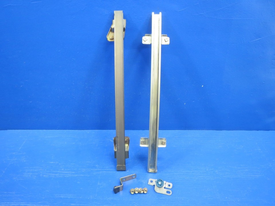 NO RUST! OEM 96-2002 TOYOTA 4RUNNER Liftgate Window Rails w/Roller ...