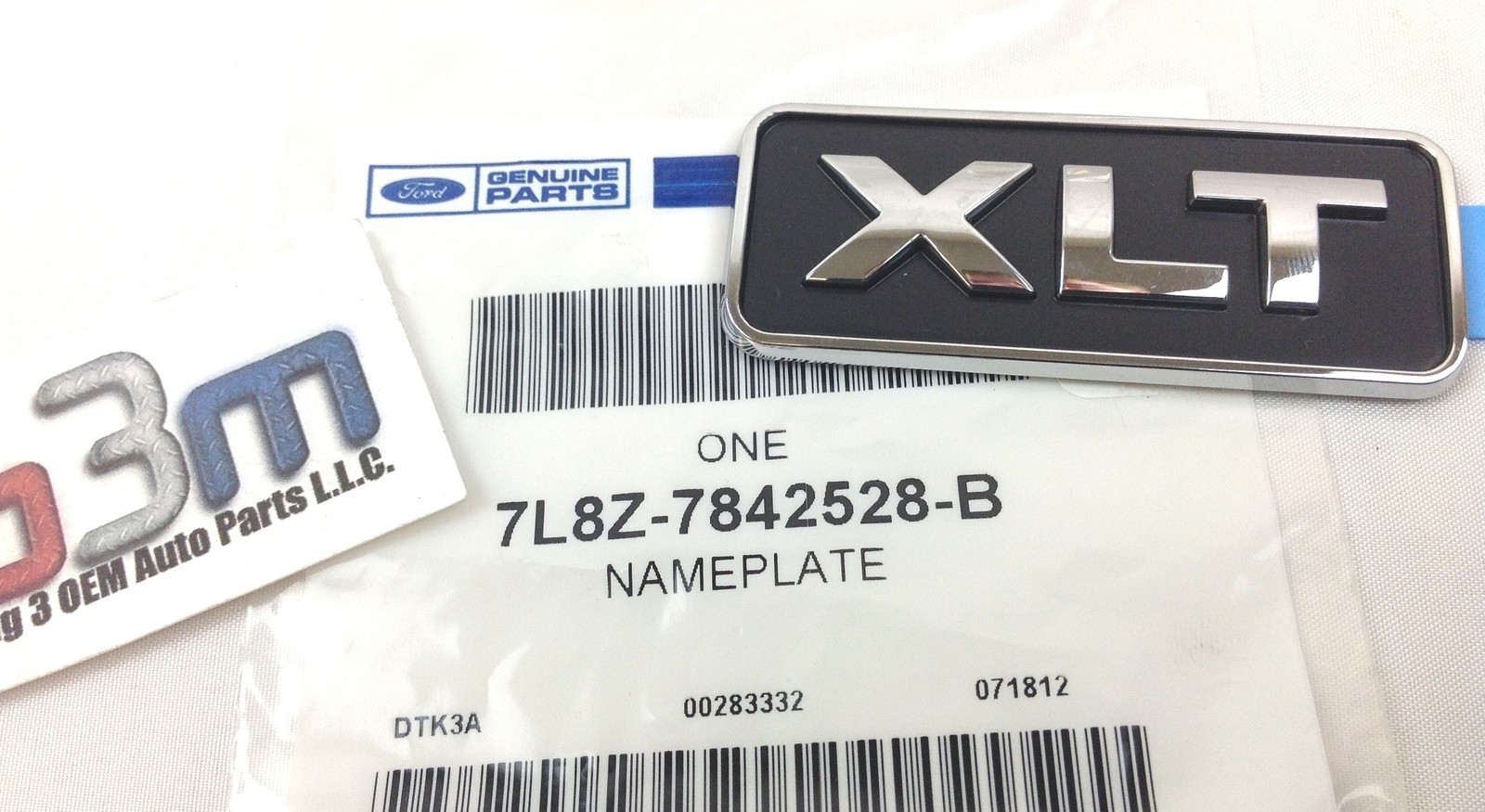 Ford Expedtion Escape Rear Chrome "XLT" NAMEPLATE Emblem new OEM 7L8Z ...