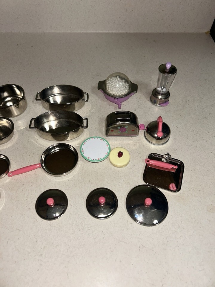 Barbie Tyco Kitchen Littles 1996 Pots Pans Blender Toaster Cake Popcorn ...