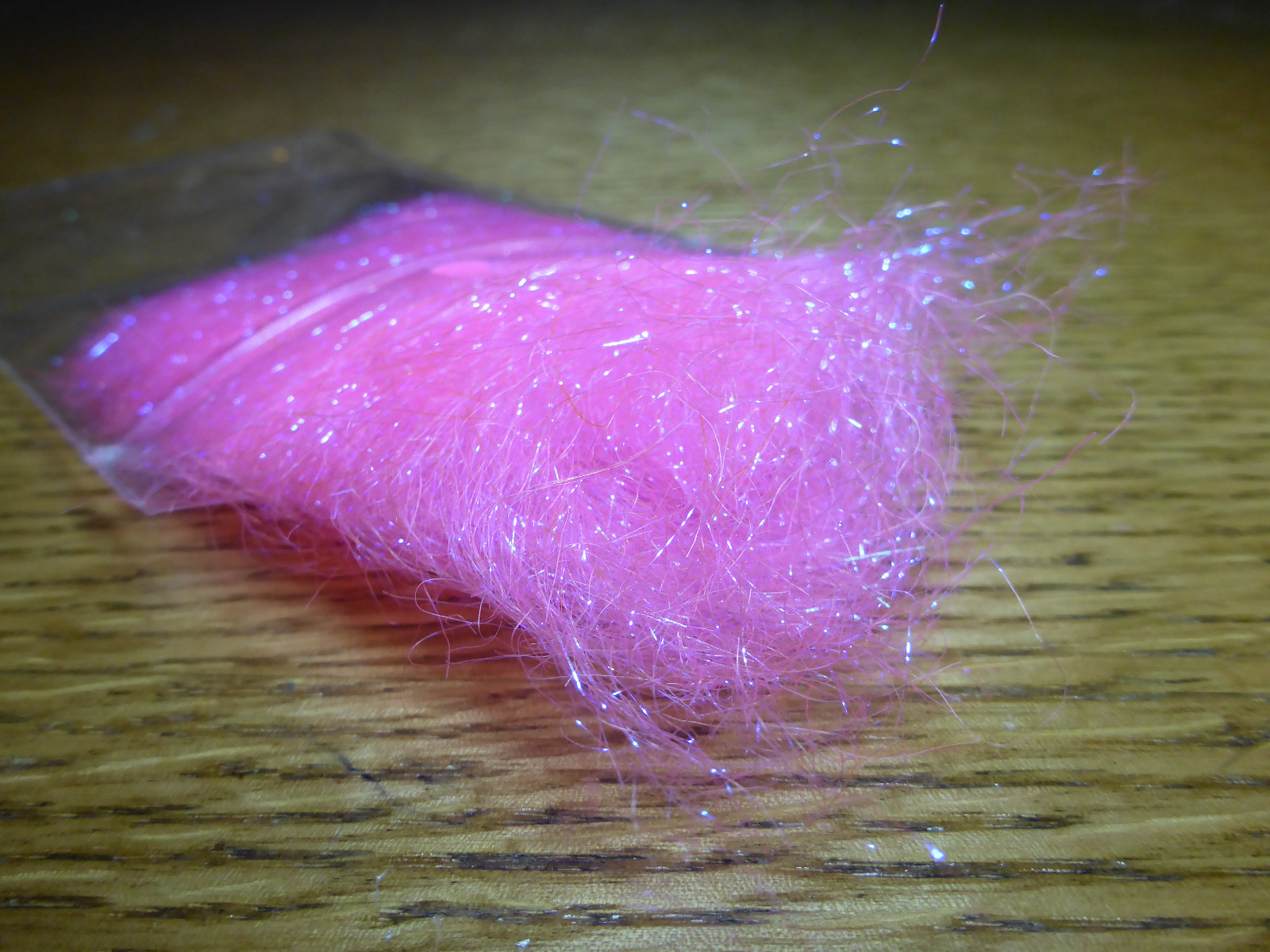 ICE DUB UV HOT PINK HARELINE DUBBIN - NEW FLY TYING DUBBING | eBay