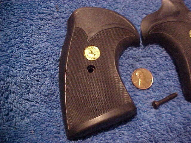 Pachmayr Presentation Grips Colt gold logo Trooper LAWMAN MKIII Square ...