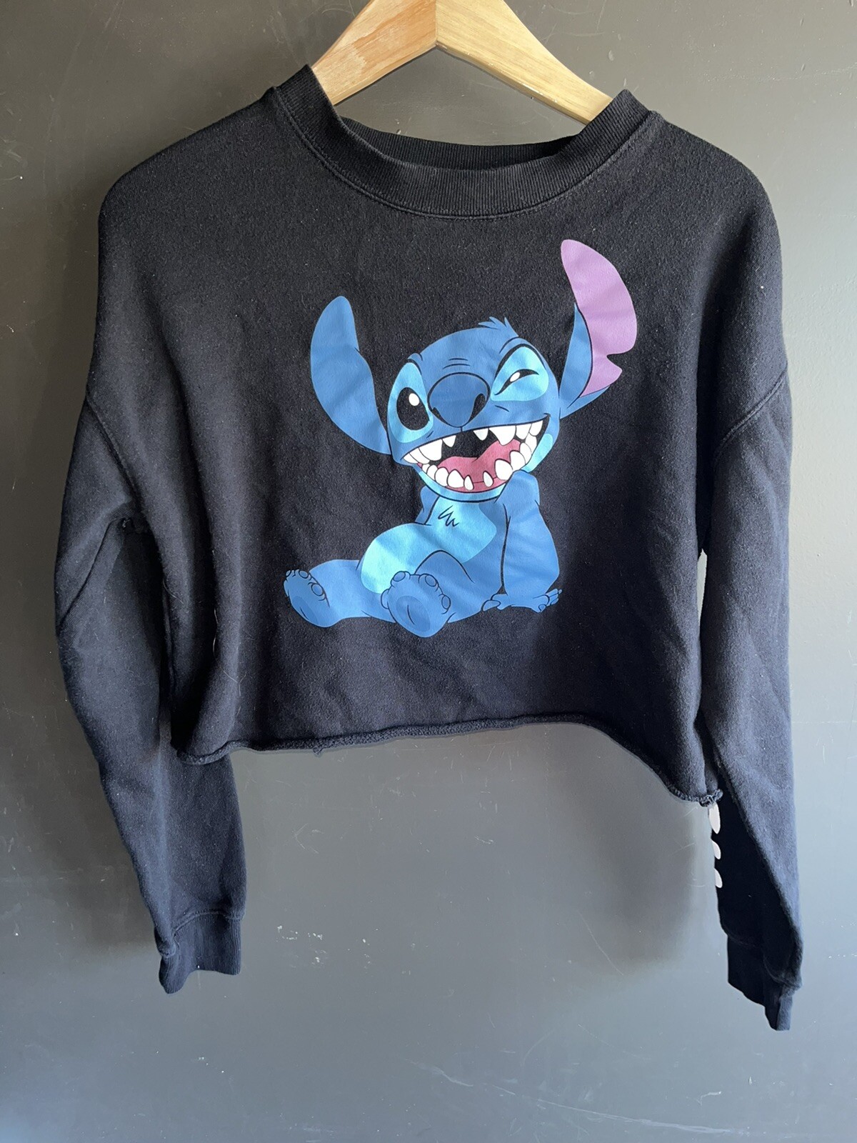 Disney Lilo and Stitch Crop Sweater Womens Small Blac… - Gem