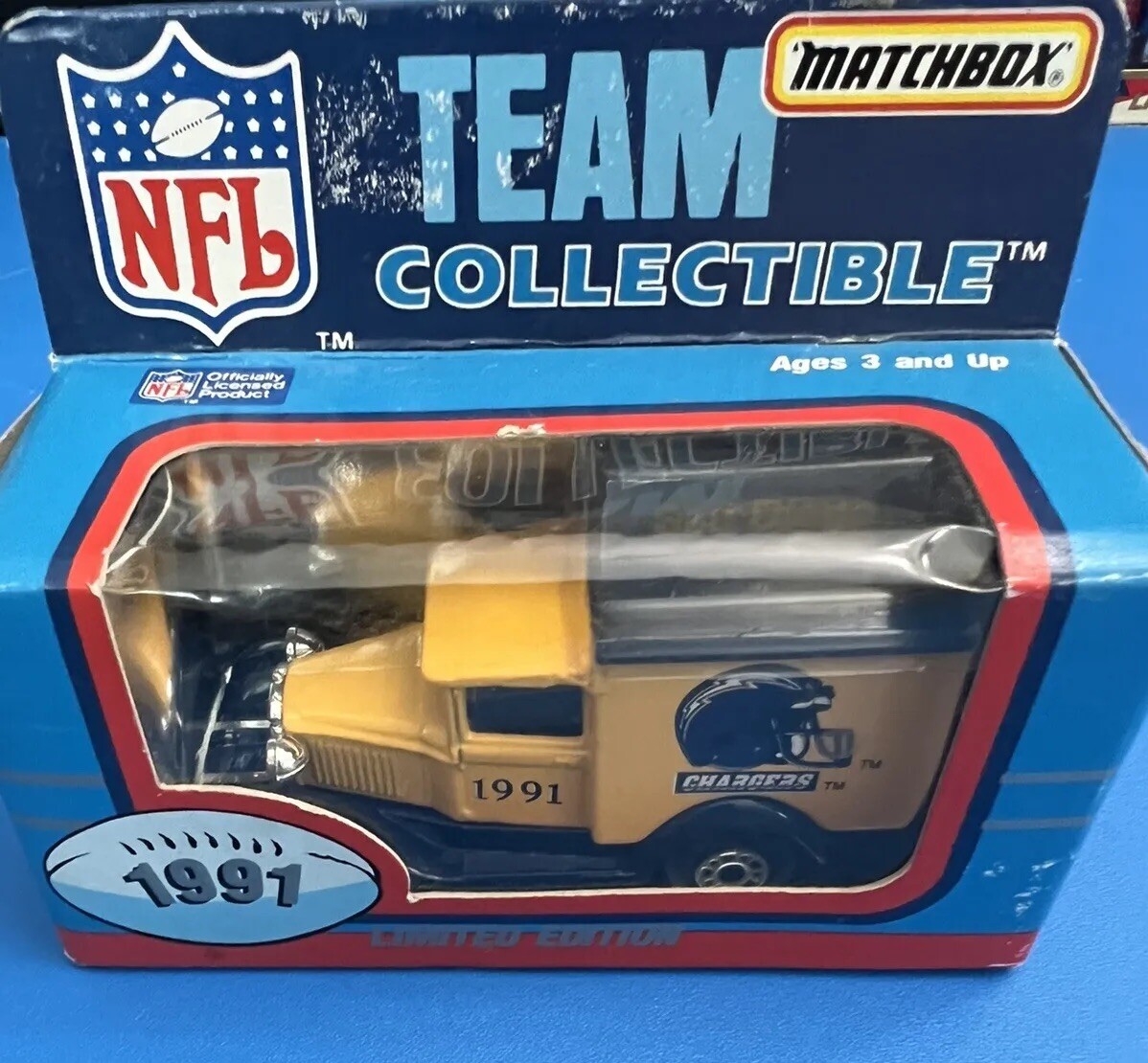 Matchbox San Diego Chargers NFL 1991 Team Collectible Diecast Model A ...