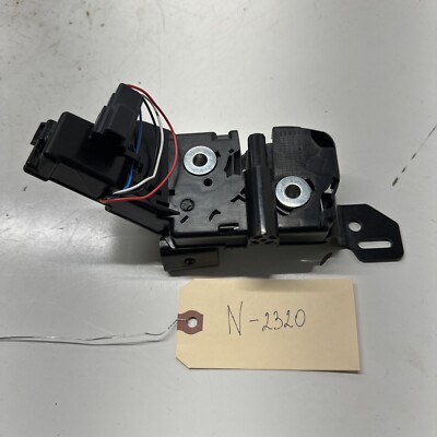2021 Tesla Model S Door latch hook 2nd row latch left hand 1505383-00D ...
