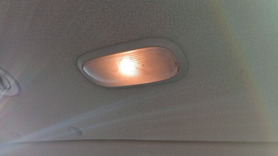 OEM GM Interior Dome Light 15166043 Shale Express Silverado Suburban ...