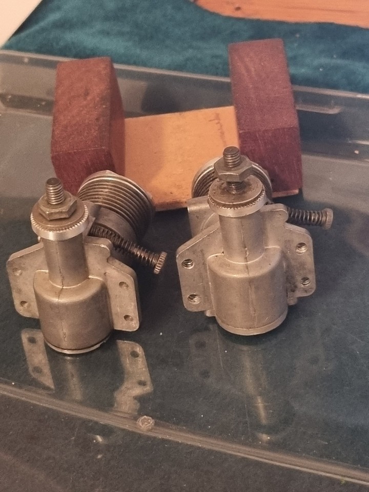 2 X FOX 10 - GLOW - MODEL AERO ENGINES | eBay