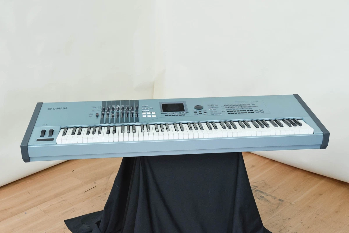 Yamaha Motif Xs8 Back