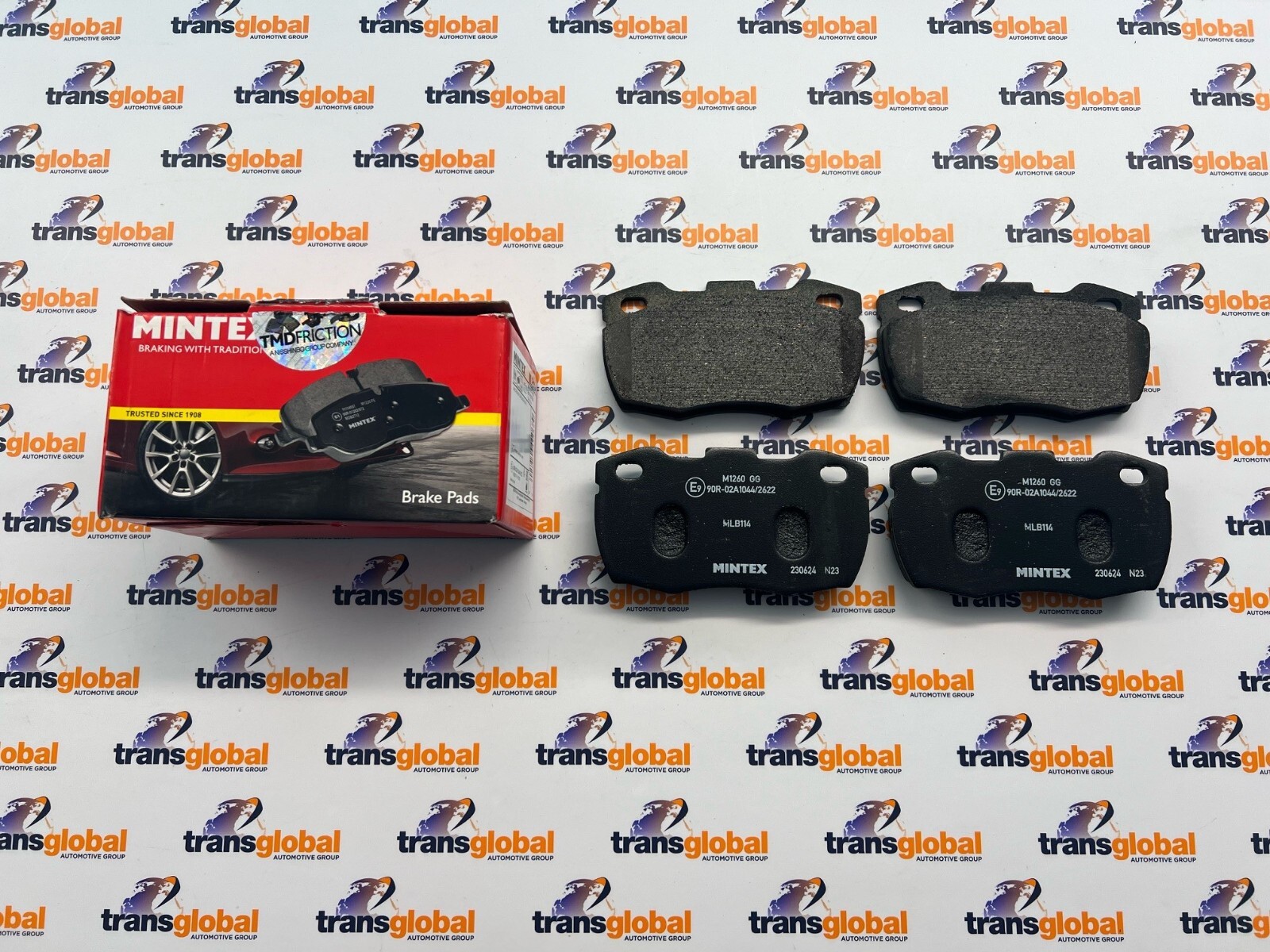 Front Brake Pads for Land Rover Defender 300Tdi & TD5 91 On MINTEX ...
