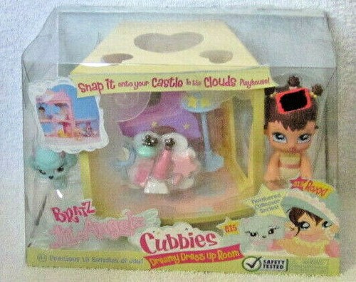 Bratz Lil Angelz Cubbies Dreamy Dress Up Room 813 Roxxi Baby Doll 815 ...
