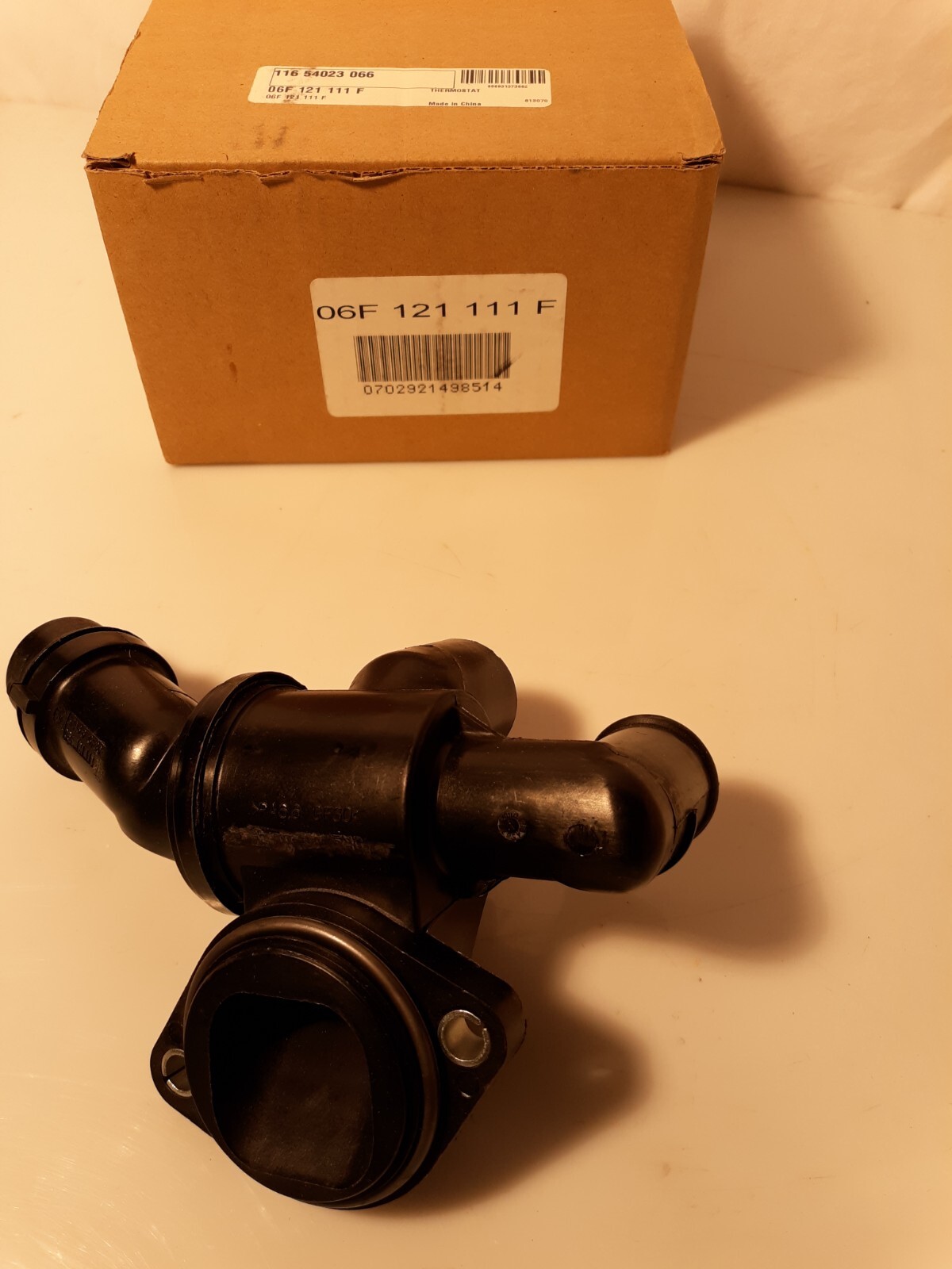 New Thermostat Housing Assembly 06F121111F For VW Jetta Golf Passat ...