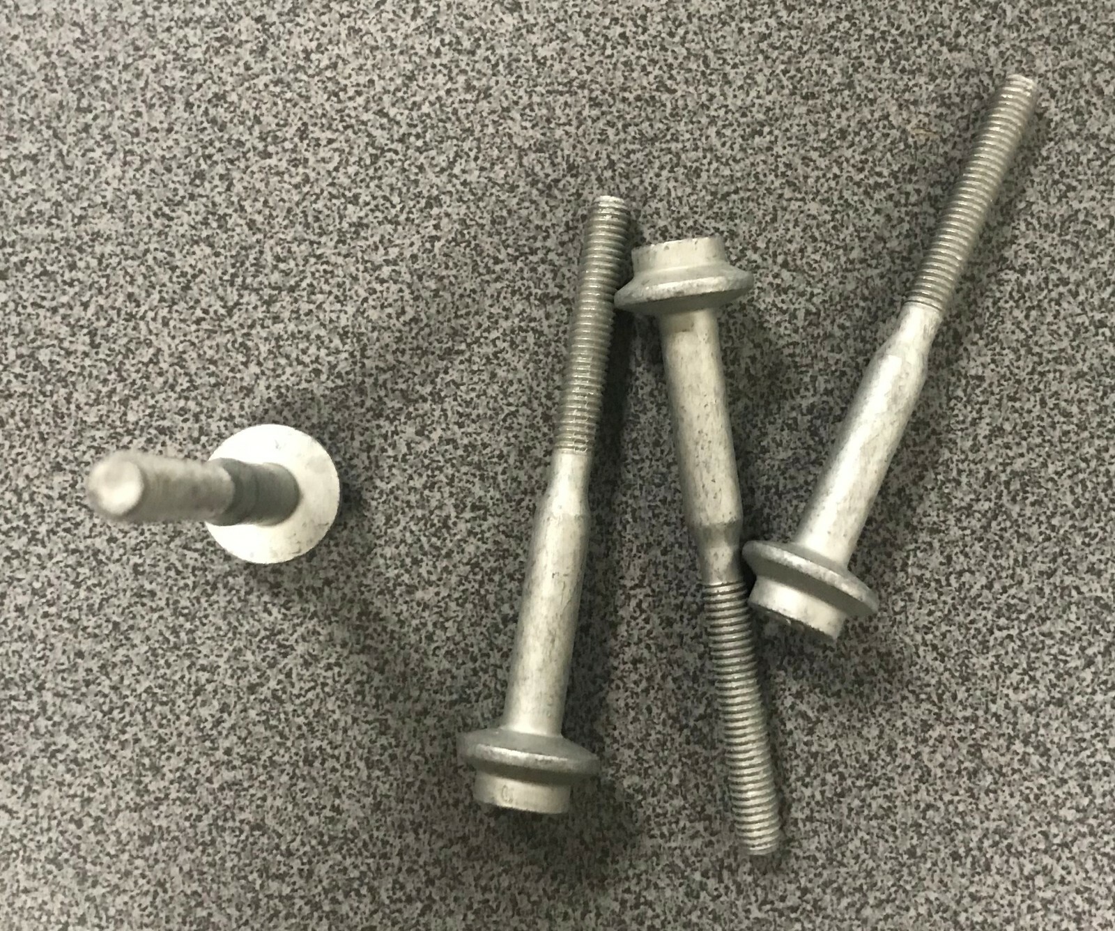 VW Audi Skoda SEAT 1.6D Diesel Fuel Injector Clamp Bolts Screws ...