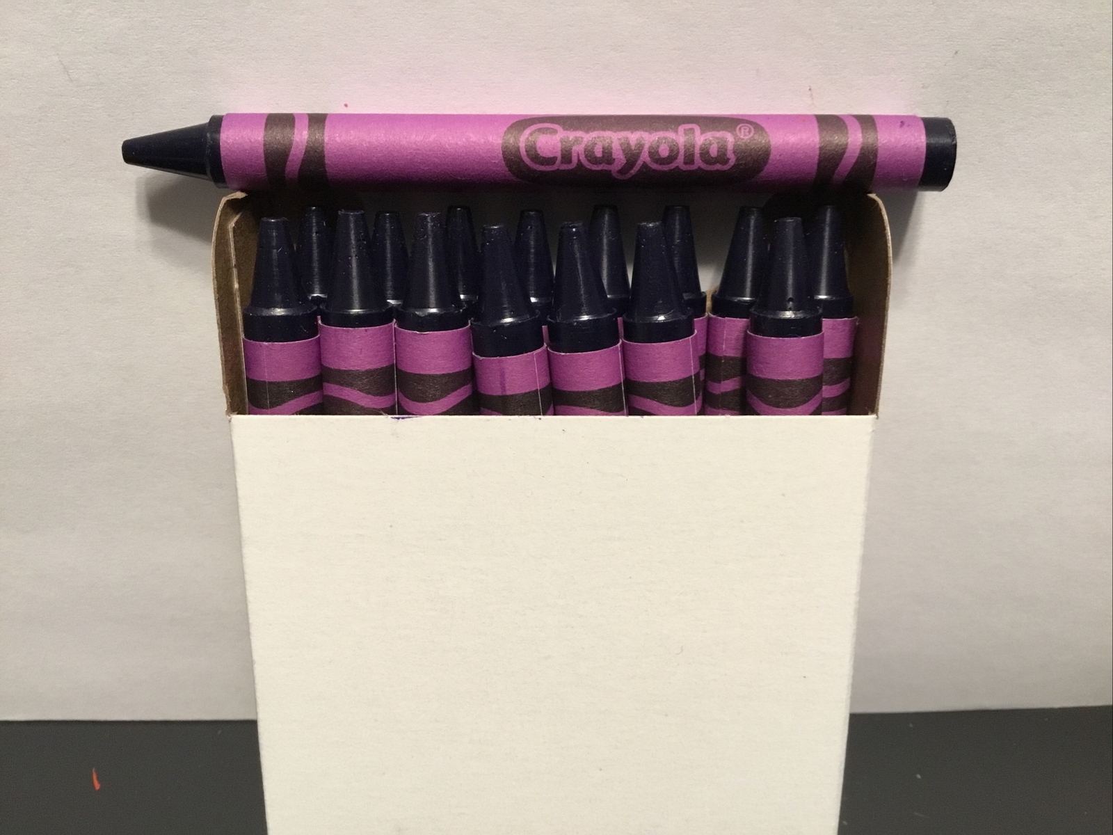 (16) Crayola Crayons (blue violet) BULK | eBay