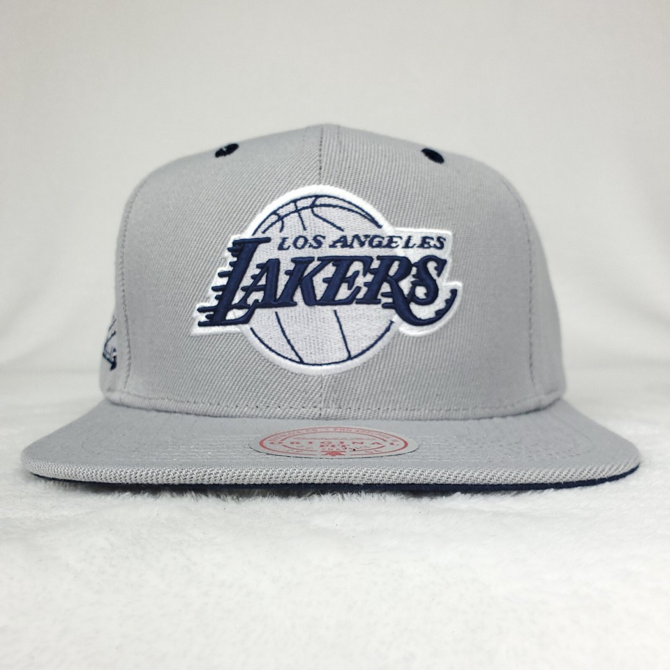 LA Lakers Mitchell & Ness NBA Snapback Hat Cap 3D Logo Side Panel Logo ...