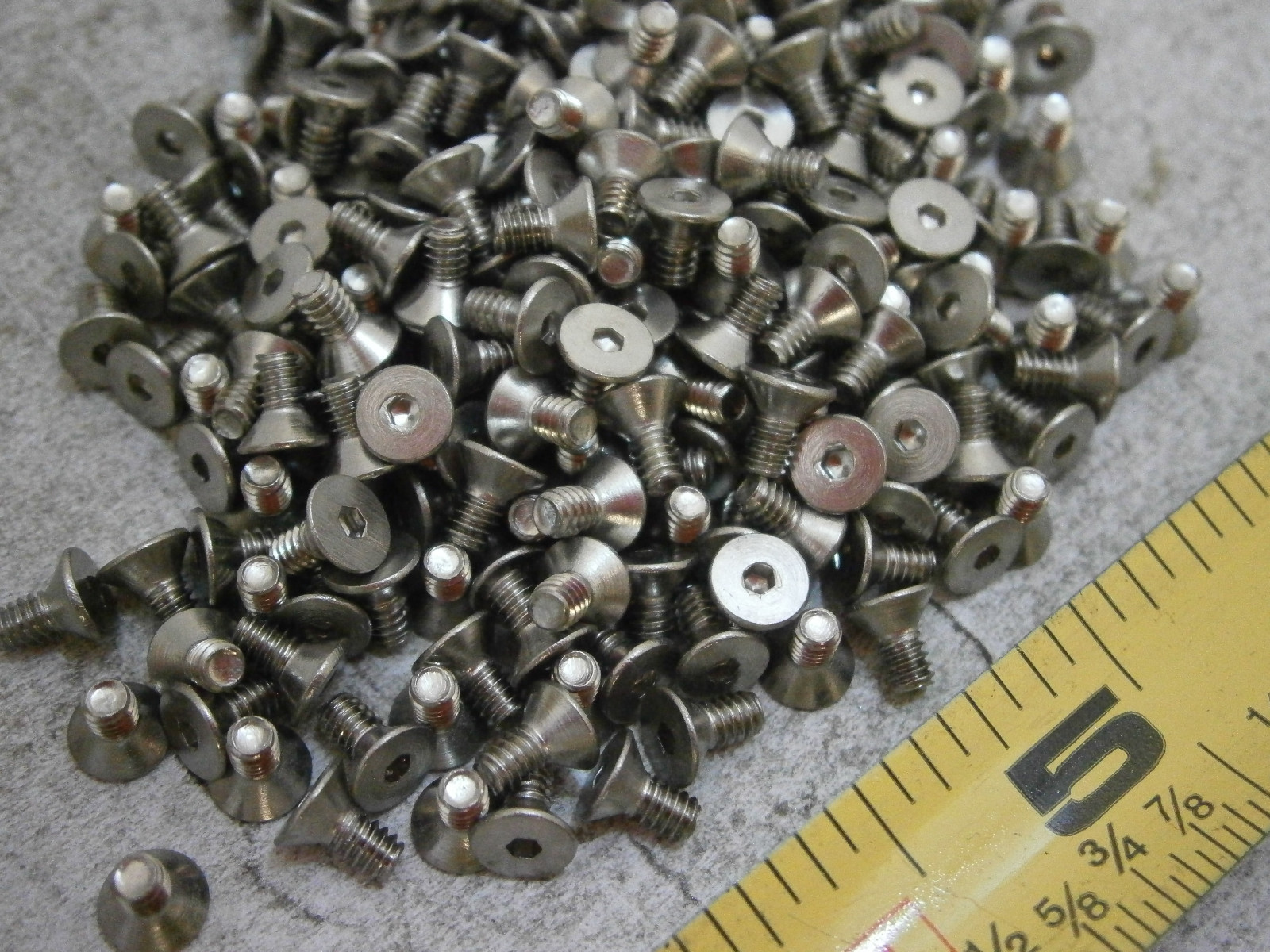 Machine Screws #2/56 x 3/16" Long Flat Socket Head Stainless Lot of 50 ...