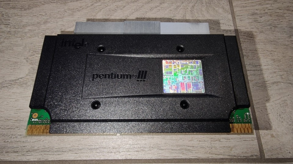 PROCESSORE CPU Intel Pentium III 550/100/512 S2 SL3FK KATMAI 250NM SLOT 1 | eBay