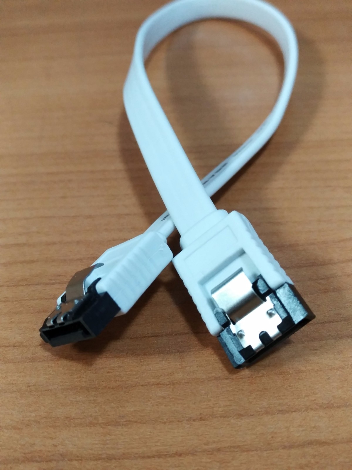 [MachLink] SATA3 / SATA III 6Gbps Locking White cable 1pcs / 30cm, 180 ...