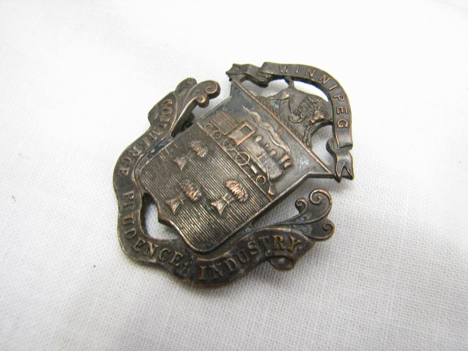 Early Badge Winnipeg Coat of Arms Badge/Pin RR Railroad Train Commerce ...