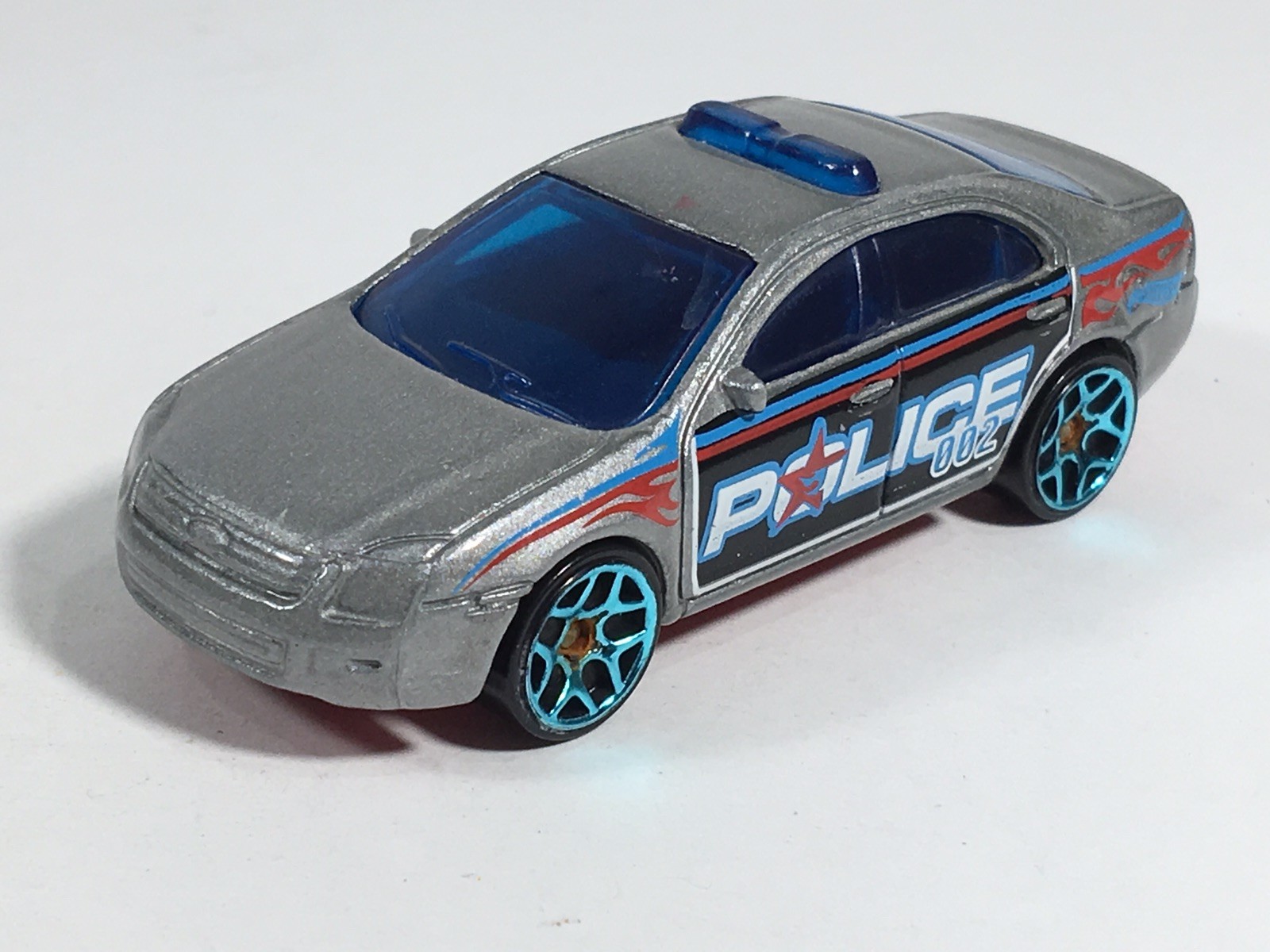 Hot Wheels 2017 Ford Fusion Police Car 002 Metalflake Silver Malaysia ...