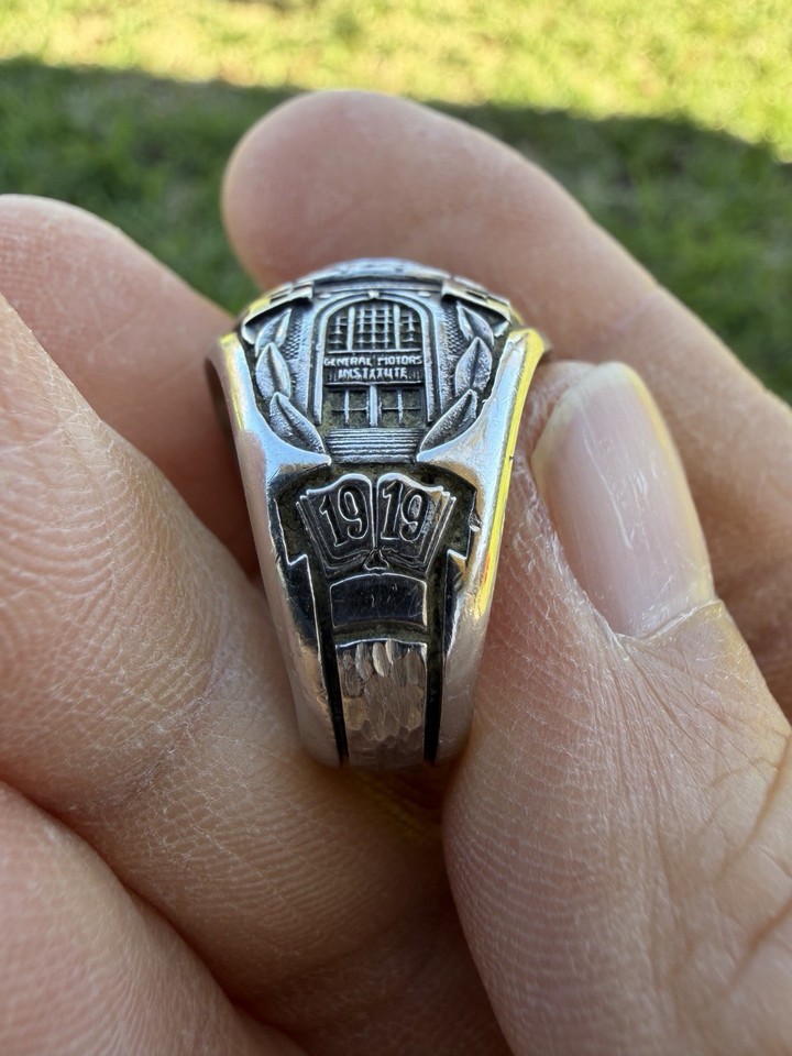General Motors Institute Class Ring | eBay