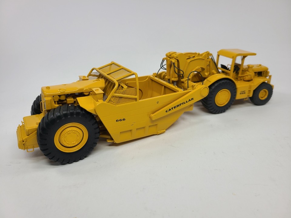Caterpillar Cat 666 Wheel Tractor Scraper - Black Rat 1:50 Scale ...
