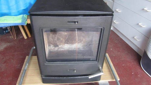 Yeoman CL 5KW woodburning stove rear flue exit very good con M6 J27 App ...