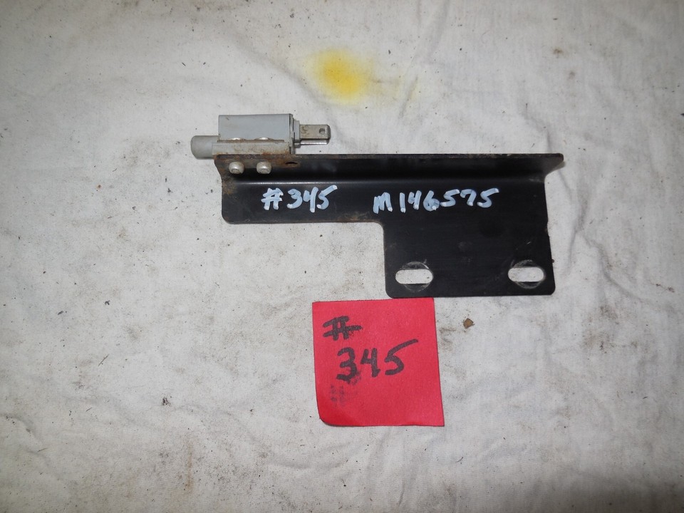 John Deere 345 RIO Switch Bracket M146575 M136374 WITH SWITCH AM108483 ...