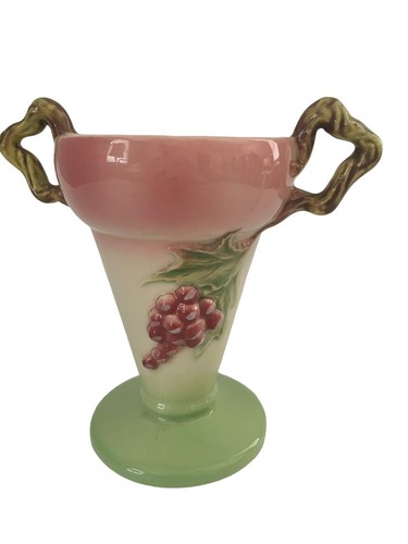 Vtg Hull Pottery Tokay Pattern Vase USA Grape Cluster Vines Trophy ...