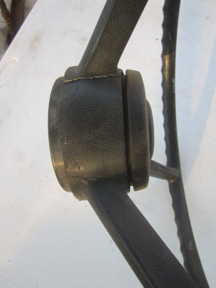 70 CHARGER DART DUSTER STEERING WHEEL W/ HORN BUTTON OEM 2996715 | eBay