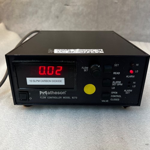 Matheson Model 8270 Flow Controller 0-300 SCCM Air 115-10 VAC 50-500Hz ...