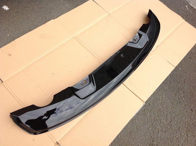 Volvo XC40 Rear Bumper Diffuser 2018 Onwards 32136122 Genuine for sale ...