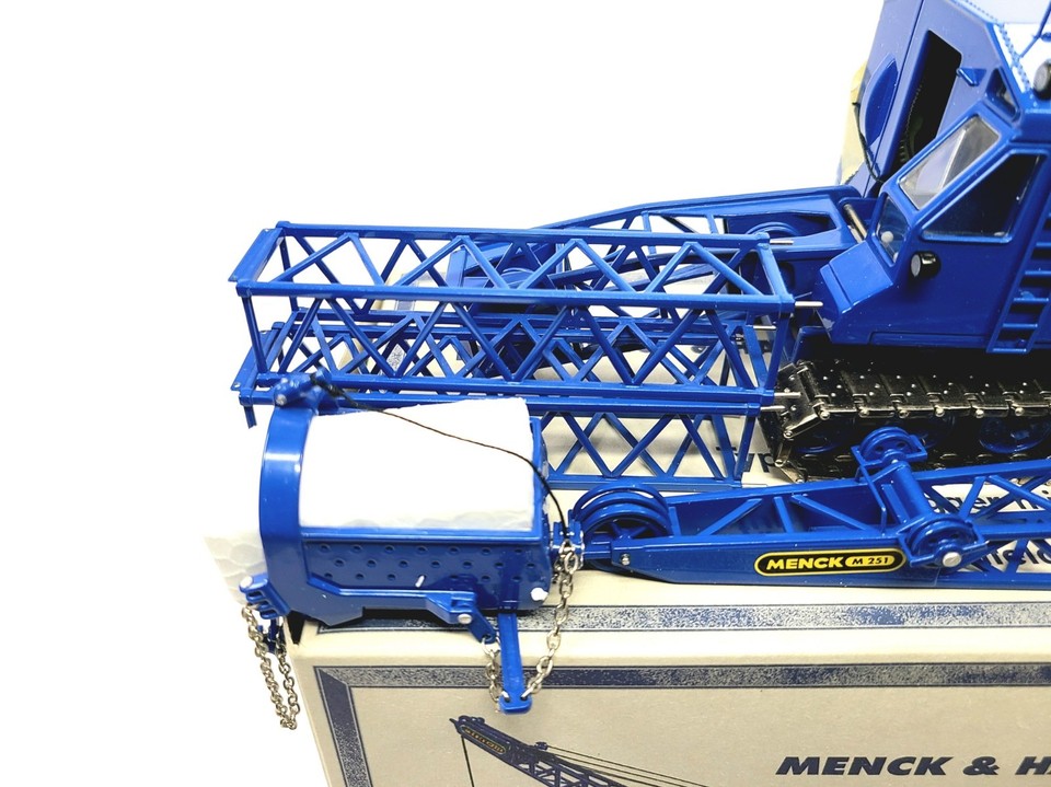 Menck & Hambrock Typ M 251 Dragline - NZG 1:50 Scale Diecast Model #470 ...