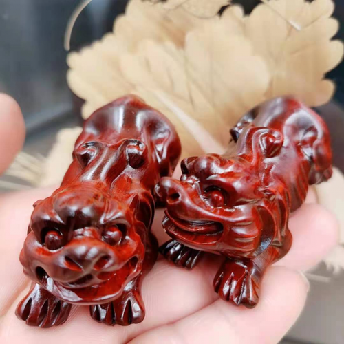 Sandalwood Wood Carving Pixiu Wood Craft Tea Pet Desk Ornament Craft ...