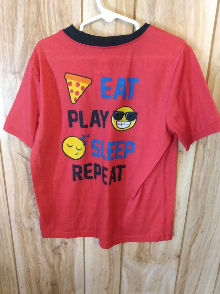Boys red Game shirt size 6/7 | eBay