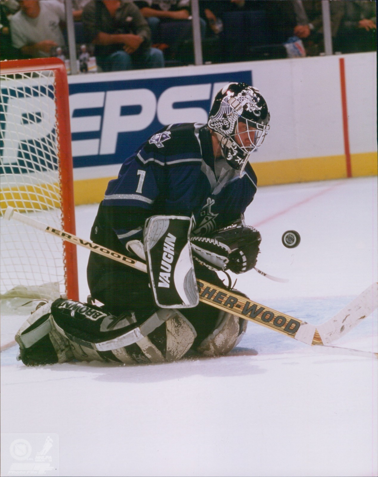 Jamie Storr Los Angeles Kings Licensed NHL Unsigned Glossy 8x10 Photo C ...