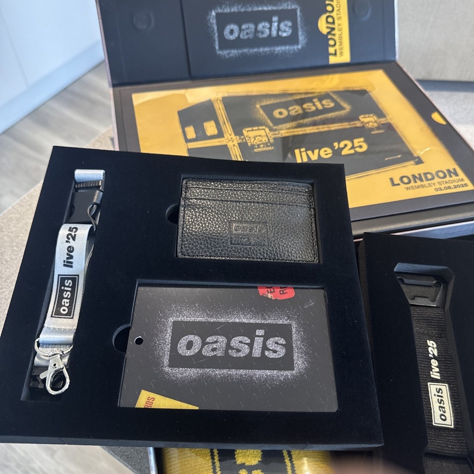 RARE OASIS LIVE 25 VIP MERCH BOX LONDON WEMBLEY SUNDAY 3RD AUGUST #441/ ...