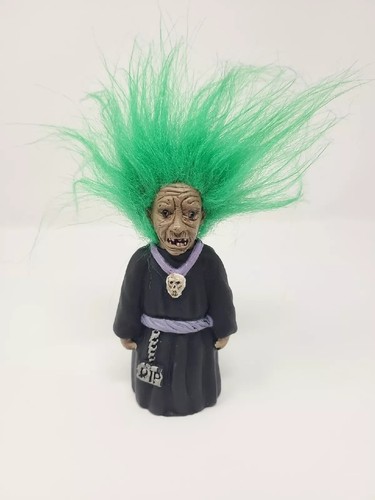 Halloween HAGAR THE HORRIBLE nun Rubber Pocket Screamer Eyes Light ...