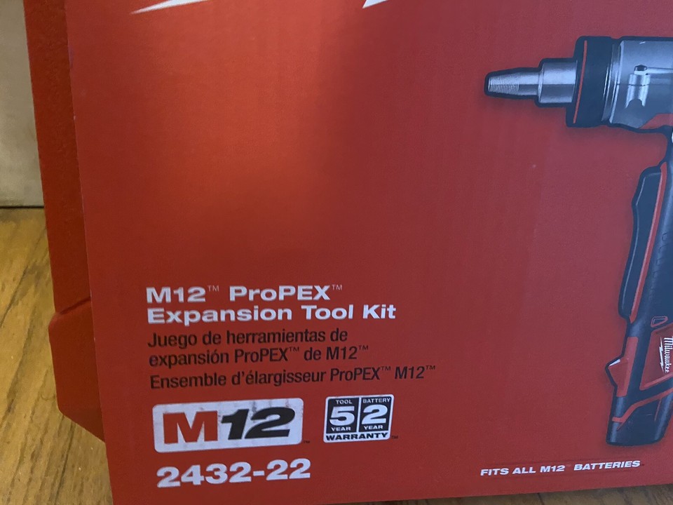 Milwaukee M12 Cordless ProPEX Expansion Tool Kit - 2432-22 87935921402 ...
