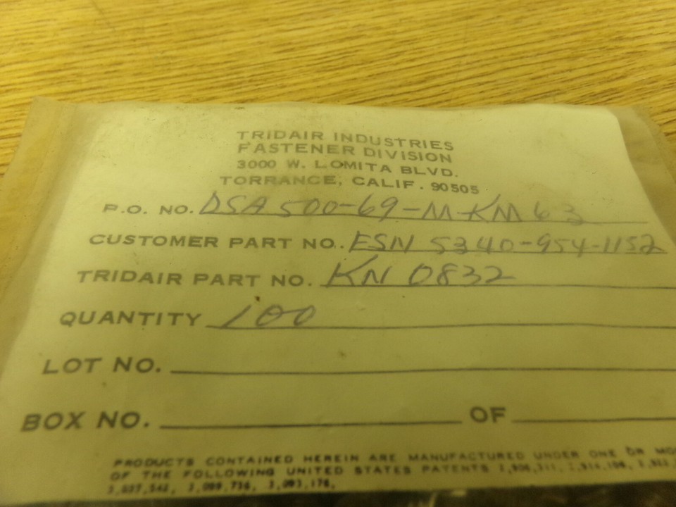 NEW Tridair Fastener FSN 5340-954-1152 Tridair part no KN 0832, lot of ...