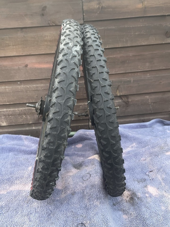 Original Vintage Old School BMX Red Stone Black Mag Wheels Inc Red Line ...