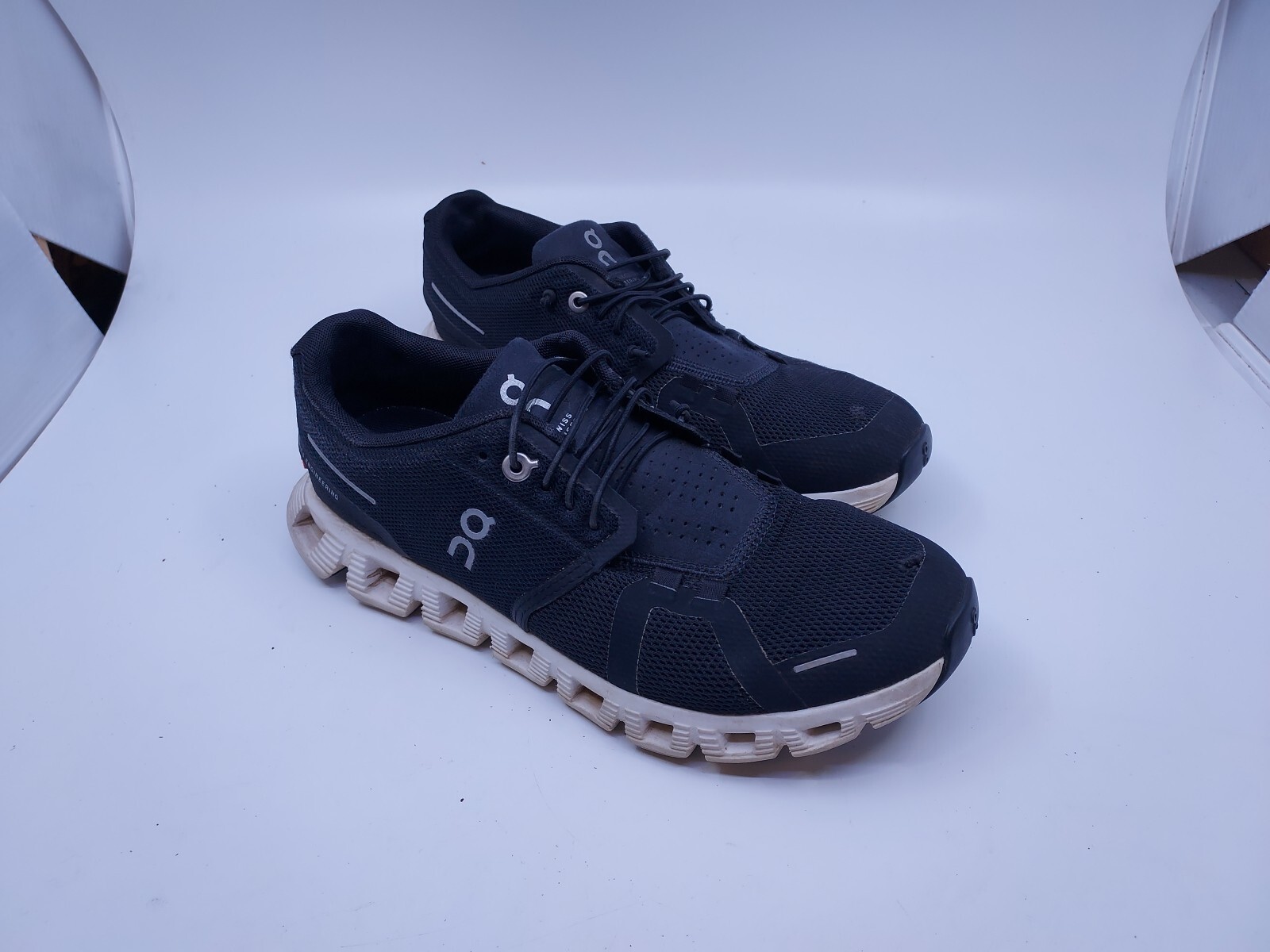 Womens On Cloud On Swiss Engineering Cloud 5 Black Ru… - Gem